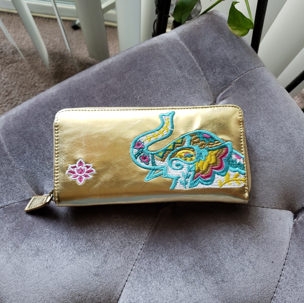 Wallet With Embroidered Elephant Design - Gem